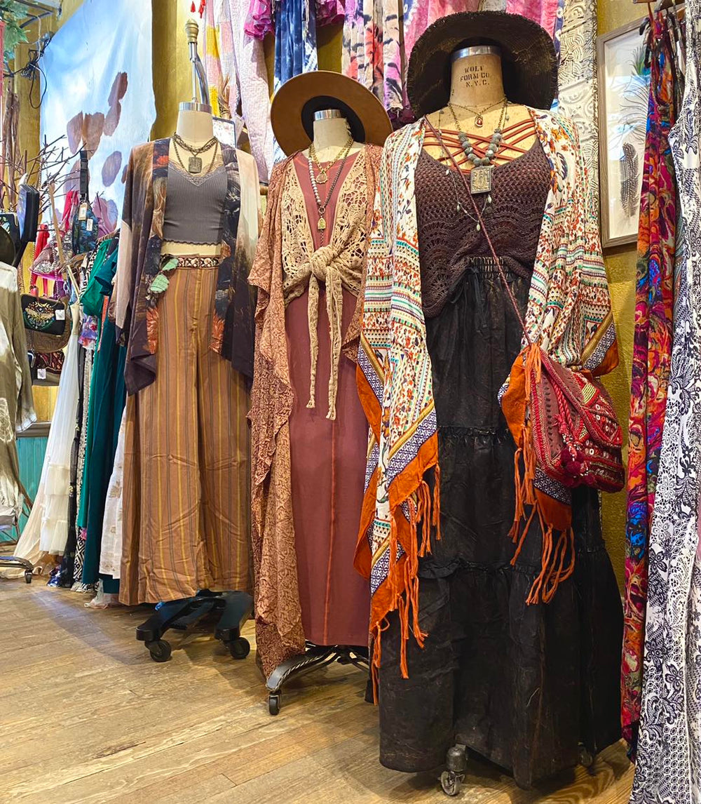 About Us – La De Da